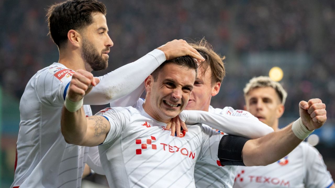 Zawisza Bydgoszcz – Wisła Kraków. STS Puchar Polski, 1/8 finału [transmisja na żywo, online ...