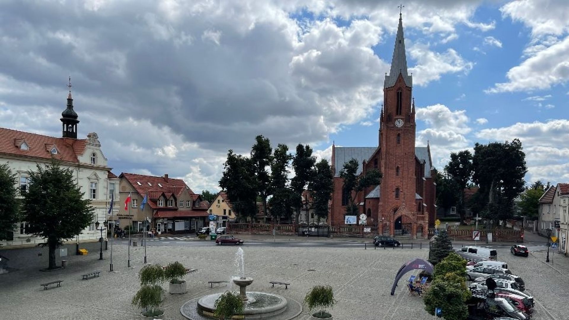 Wałcz chce przyjąć kolejne dwie rodziny repatriantów | Polskie Radio ...