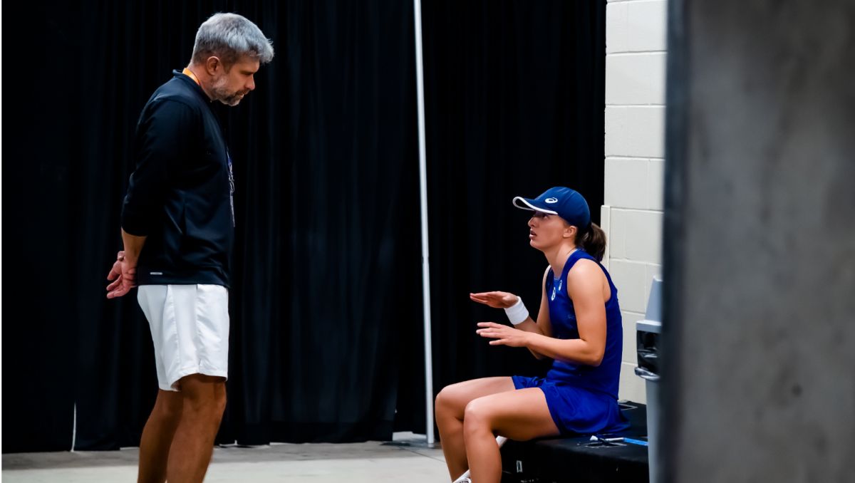 WTA Finals. Tomasz Wiktorowski zdradził przyczyny porażki Igi Świątek z ...
