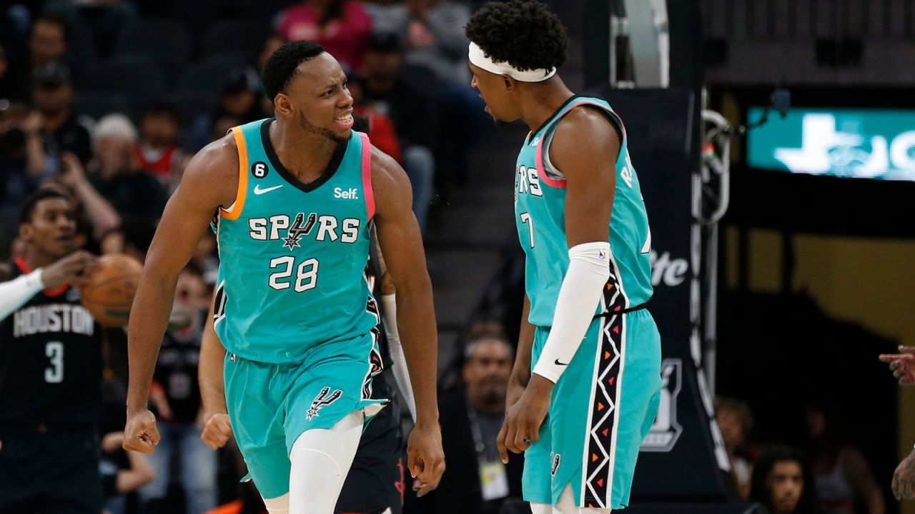 NBA. San Antonio Spurs bez Jeremy'ego Sochana przerwali serię 11 ... NBA. San Antonio Spurs bez Jeremy'ego Sochana przerwali serię 11 ...