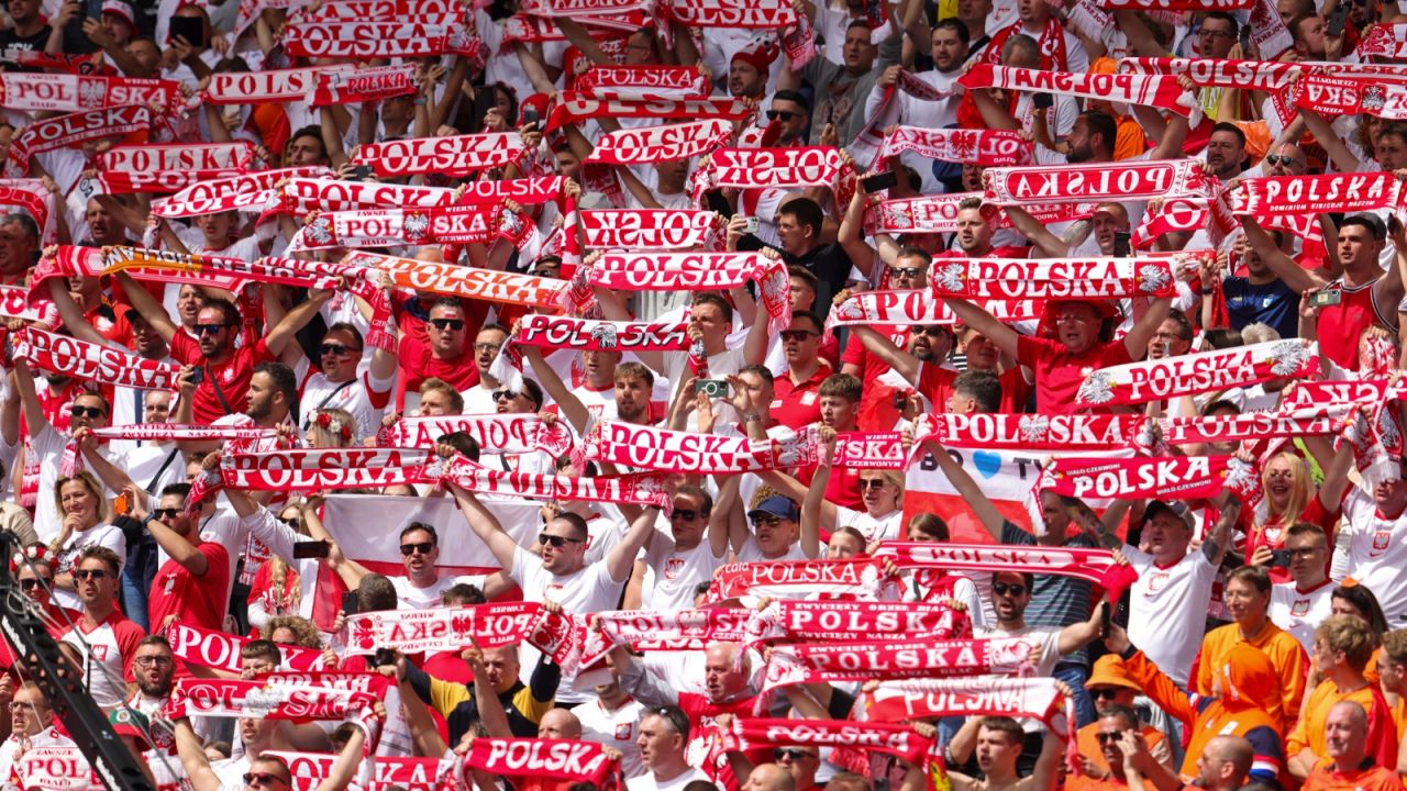 Bilety na mecze Polaków na Euro 2024 dostępne. Jednak ceny odstraszają ... Bilety na mecze Polaków na Euro 2024 dostępne. Jednak ceny odstraszają ...