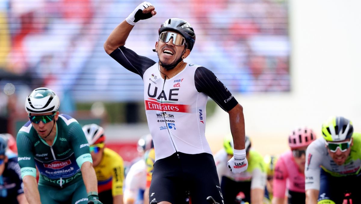 Vuelta a Espana. Juan Sebastian Molano wygrał 12. etap, Kuss nadal ...