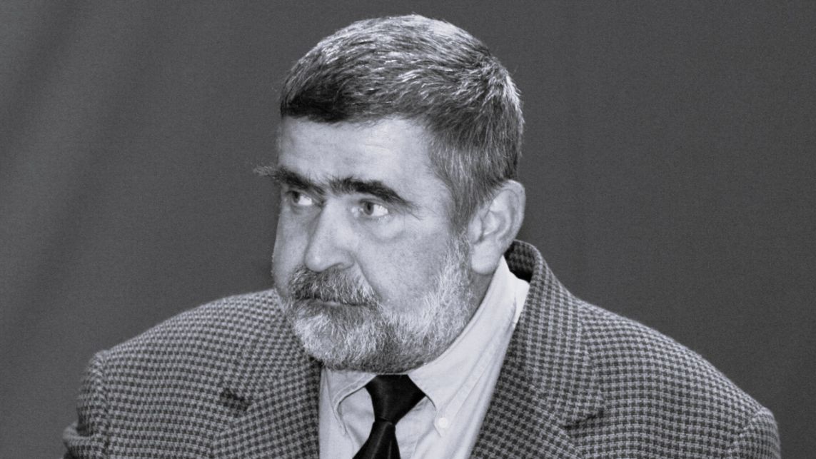 Janusz Rewiński, actor, satirist, and politician, dies at 74