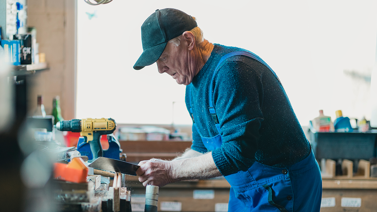 Podwyższenie wieku emerytalnego do 67 lat? Dzietność spada, rynek pracy ...