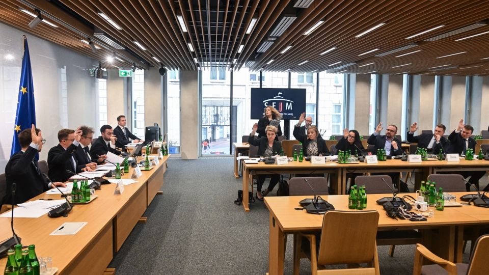 Sejmowa komisja śledcza ds. tzw. wyborów kopertowych. Świadkami będą m ... Sejmowa komisja śledcza ds. tzw. wyborów kopertowych. Świadkami będą m ...
