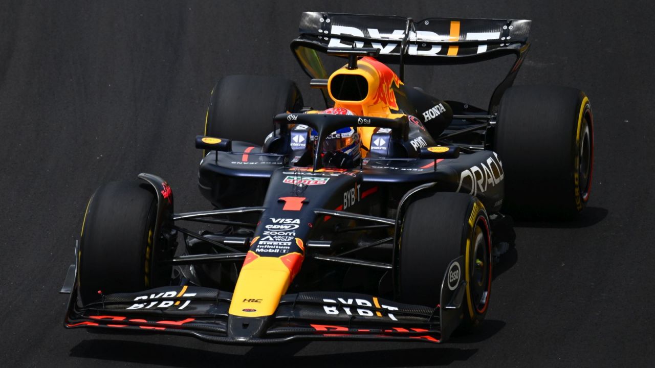 Formuła 1: Max Verstappen wygrał chaotyczny wyścig w Brazylii | TVP SPORT