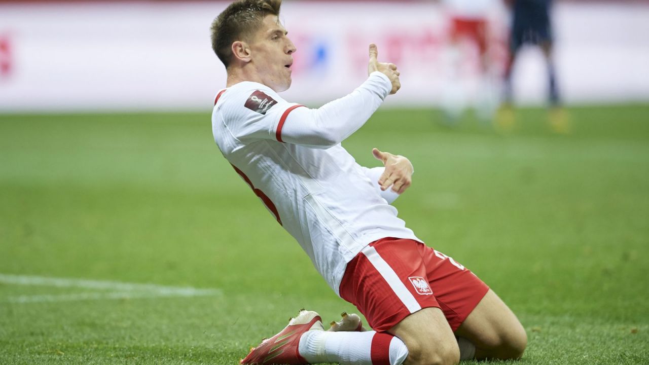 Oficjalnie: Krzysztof Piątek dołączył do Fiorentiny. Znów zagra w Serie A | TVP SPORT