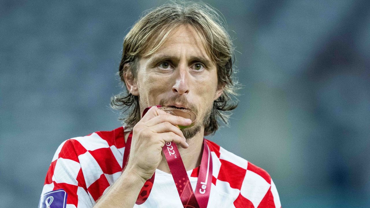 Mundial 2022. Luka Modrić nie kończy kariery w kadrze. Zagra w finałach ... Mundial 2022. Luka Modrić nie kończy kariery w kadrze. Zagra w finałach ...