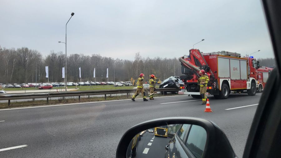 Wypadek na A4 w Katowicach. Lądował LPR