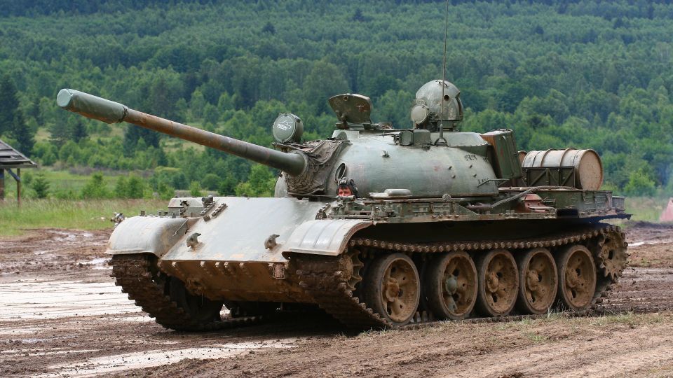Russian military receives dozens of 1950s tanks from film studio