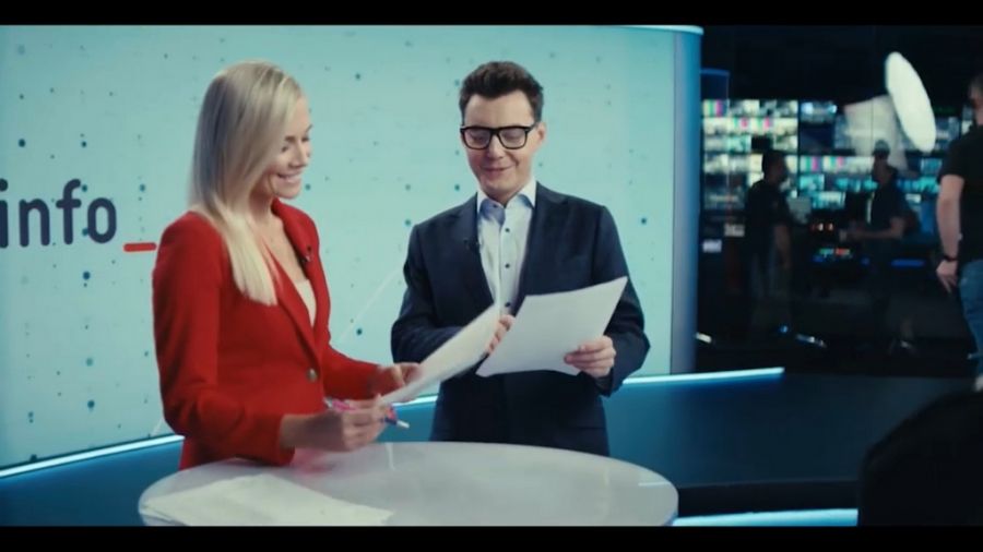 TVP Info od dziś w nowej odsłonie. Jest nowe studio, logo i oprawa ...