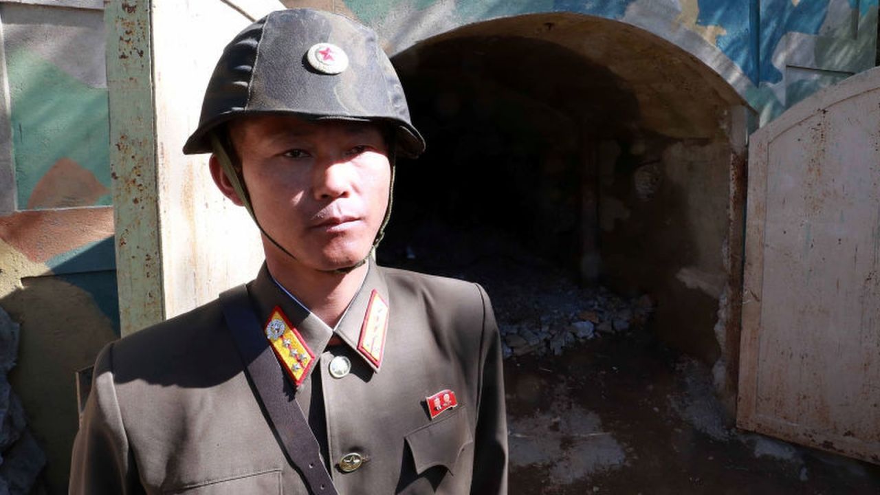 North Korean Army Uniform