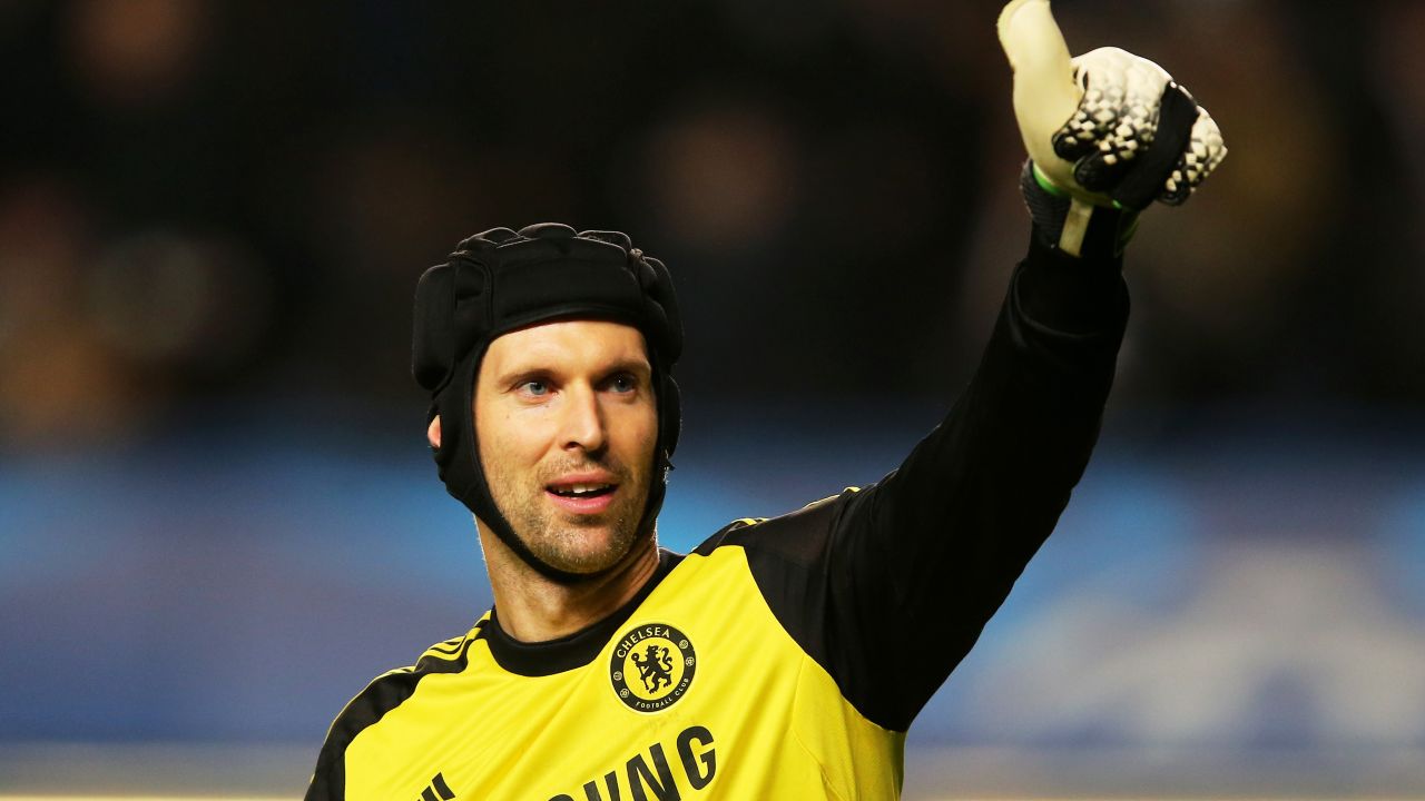 Petr Cech trenował... z perkusistą Queen | TVP SPORT