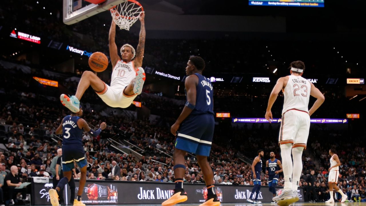 NBA. San Antonio Spurs przegrali z Minnesotą Timberwolves. 14 punktów ... NBA. San Antonio Spurs przegrali z Minnesotą Timberwolves. 14 punktów ...